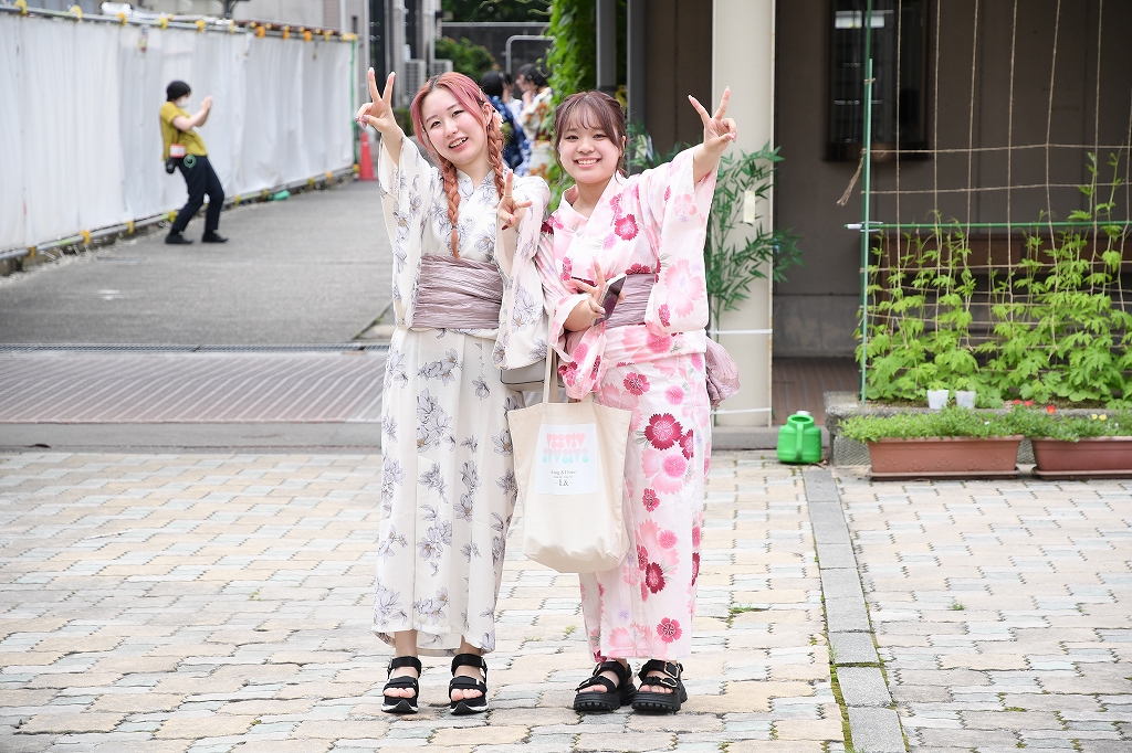 美作大学夏の風物詩「七夕浴衣登校」！七夕イベントも開催し賑わう！｜イベント｜美作大学