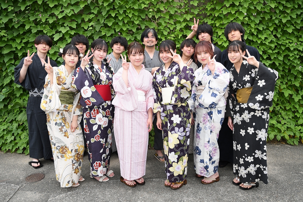 美作大学夏の風物詩「七夕浴衣登校」！七夕イベントも開催し賑わう！｜イベント｜美作大学