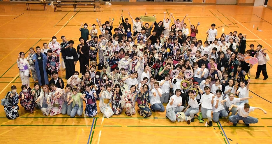 美作大学夏の風物詩「七夕浴衣登校」！七夕イベントも開催し賑わう！｜イベント｜美作大学
