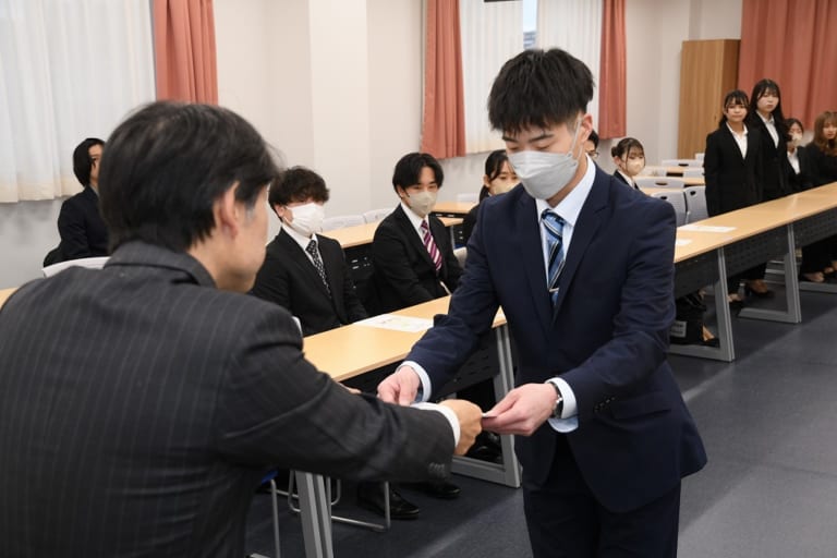 活躍した学生を表彰する2023年度「Most Active Student賞（MAS賞）」授賞式が行われました。｜イベント｜美作大学
